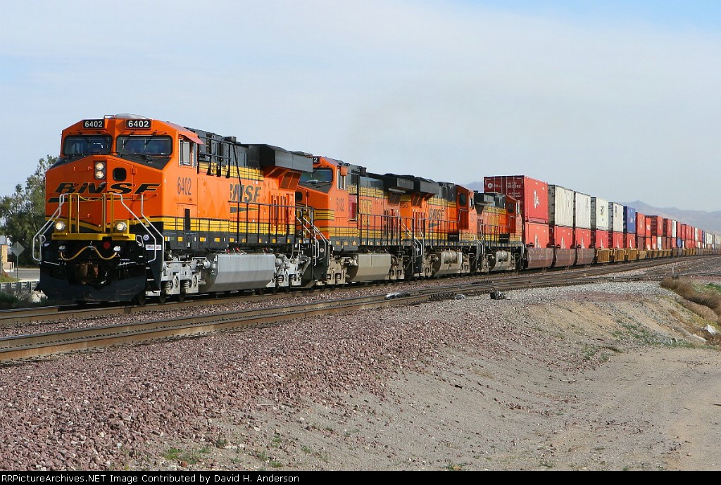 BNSF 6402